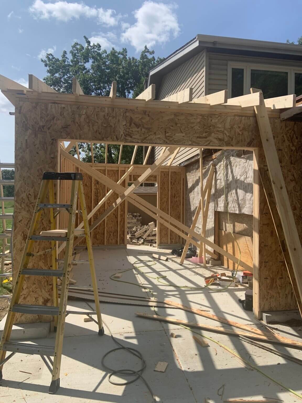 Hip vs. Gable (vs. Reverse Gable) – What Roof Is The Best Design For ...